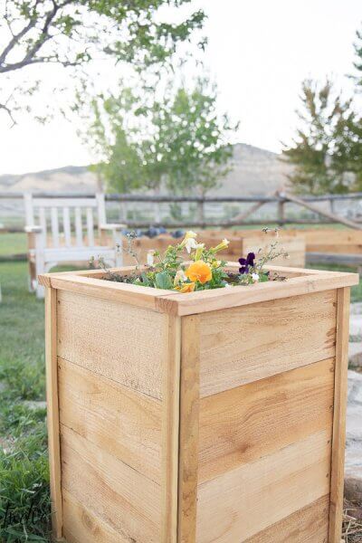 How to Make An Easy DIY Cedar Planter Box - Twelve On Main