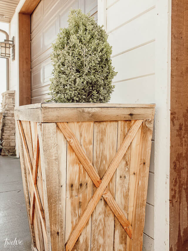 Gorgeous DIY Pallet Planter Boxes - Twelve On Main
