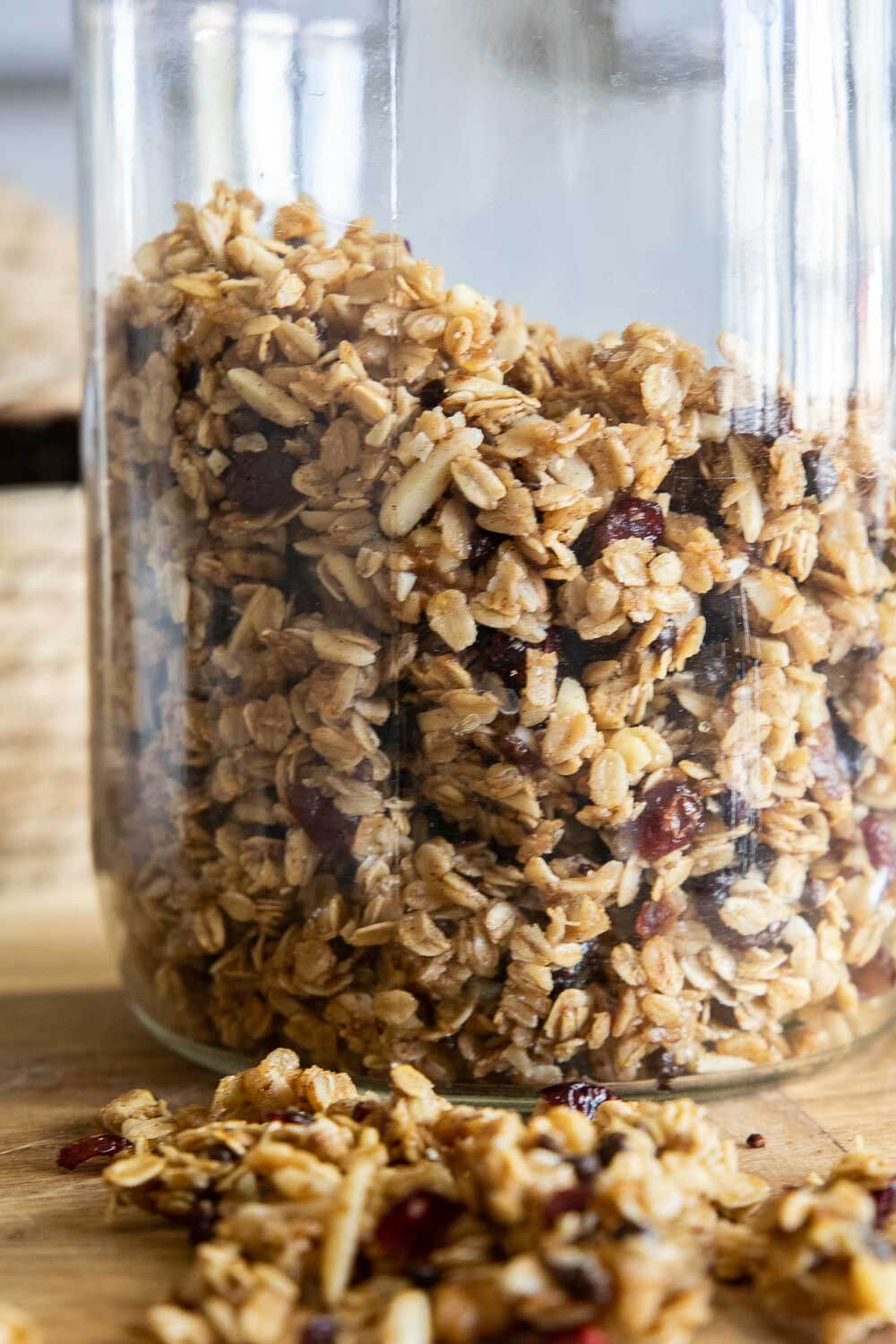 How to Make Easy Homemade Granola - Twelve On Main